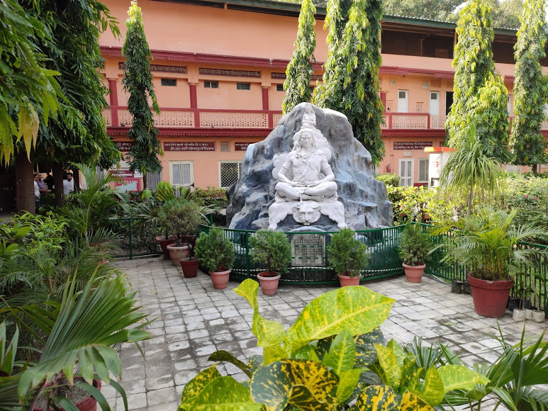 Parmarth Niketan Ashram | Parmarth Niketan Ashram Rishikesh