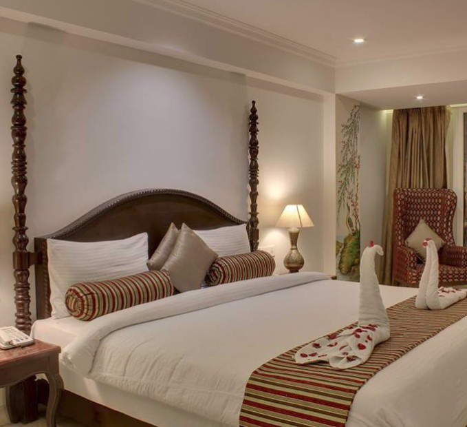 Hotel ellbee ganga view - Rishikesh City