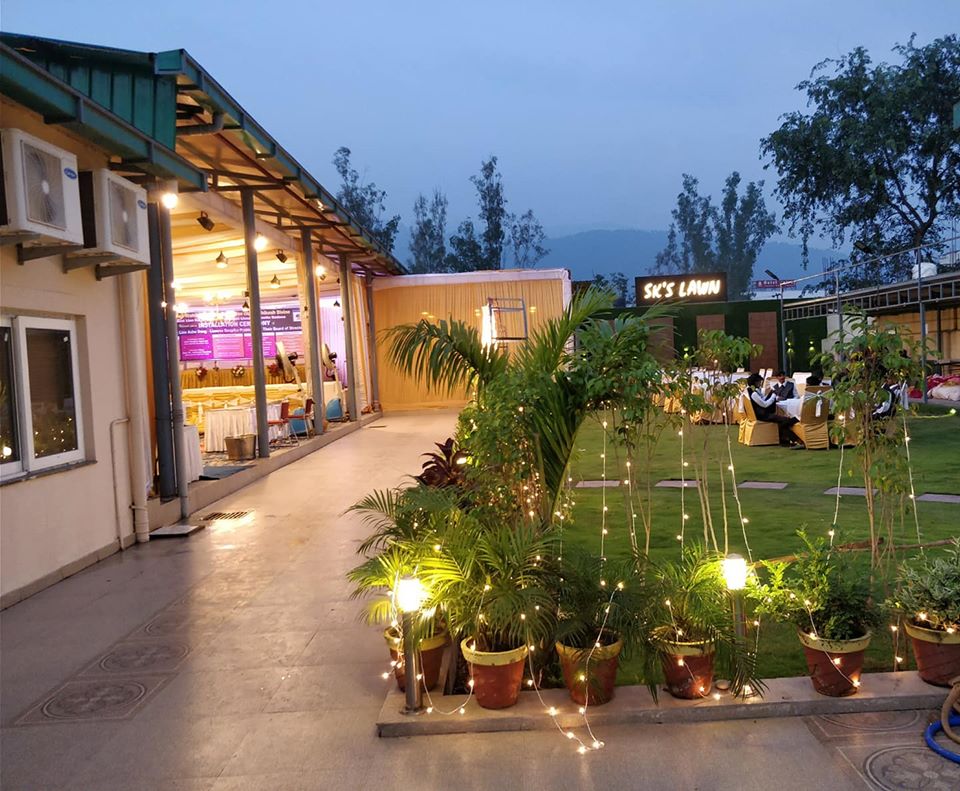 Golden Leaf Garden Restaurant - Rishikesh City